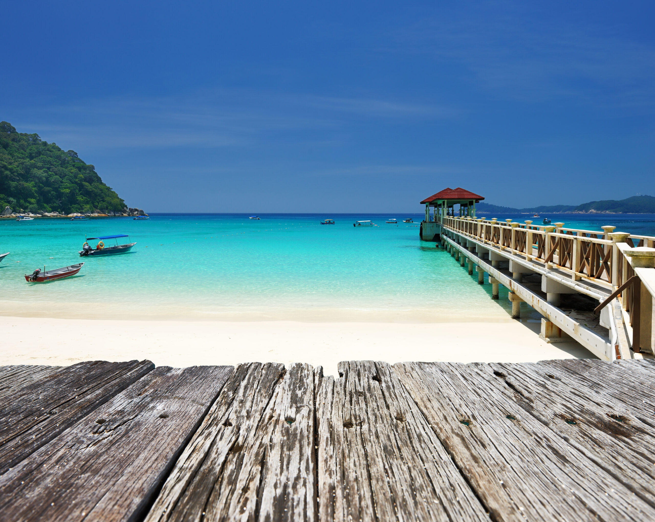 10 must-visit destinations for a summer vacation